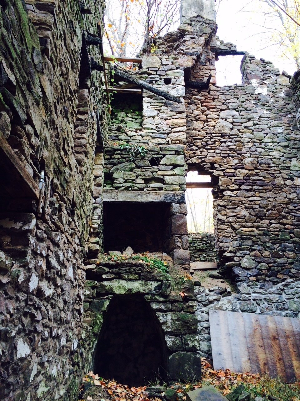 Old Stone Houses (7 Photos) - Dwell