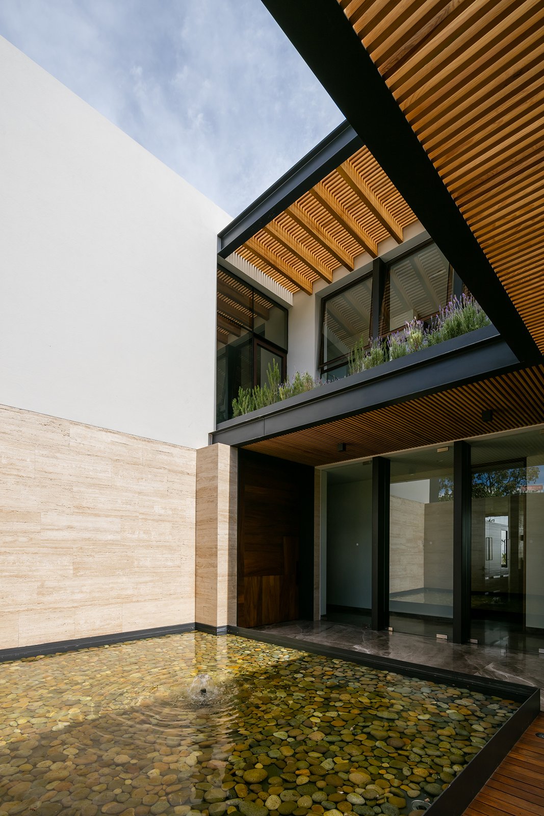 Photo 9 of 20 in Casa Chaza by AE Arquitectos - Dwell