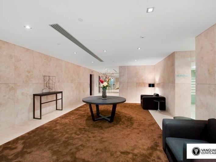 Photo 11 of 13 in The Cain House by Clay Cain - Dwell