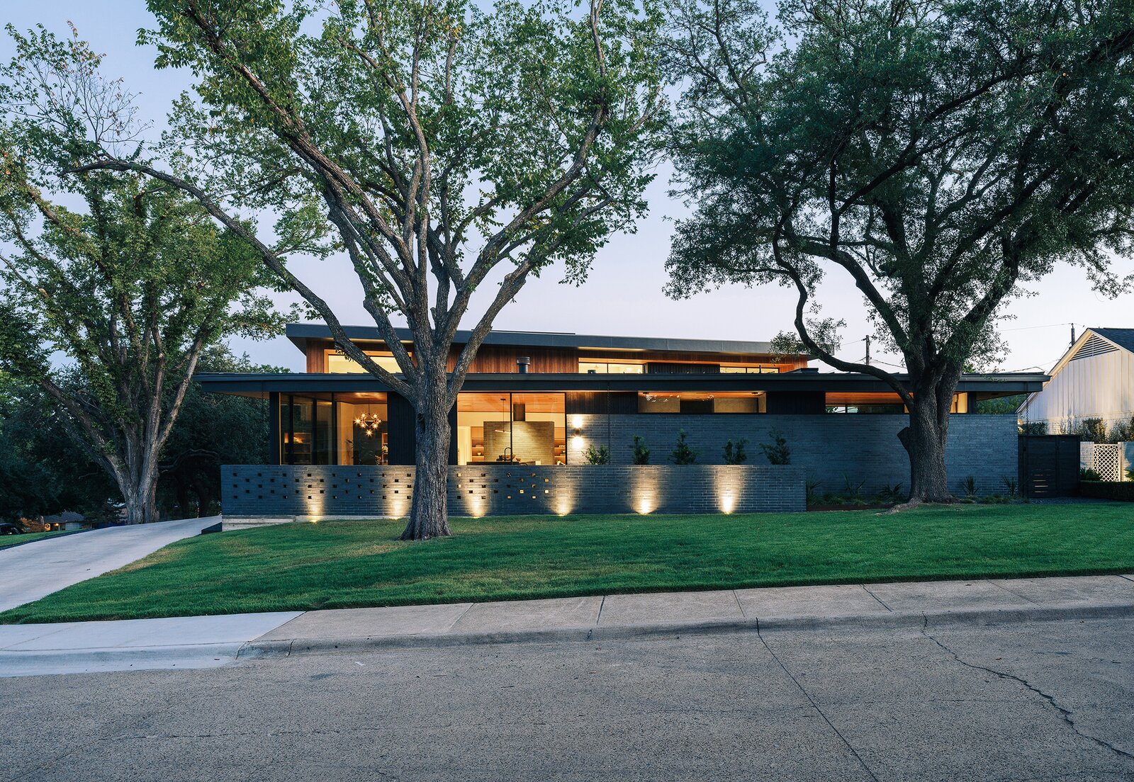 Photo 2 of 32 in Vertex House by M Gooden Design - Dwell