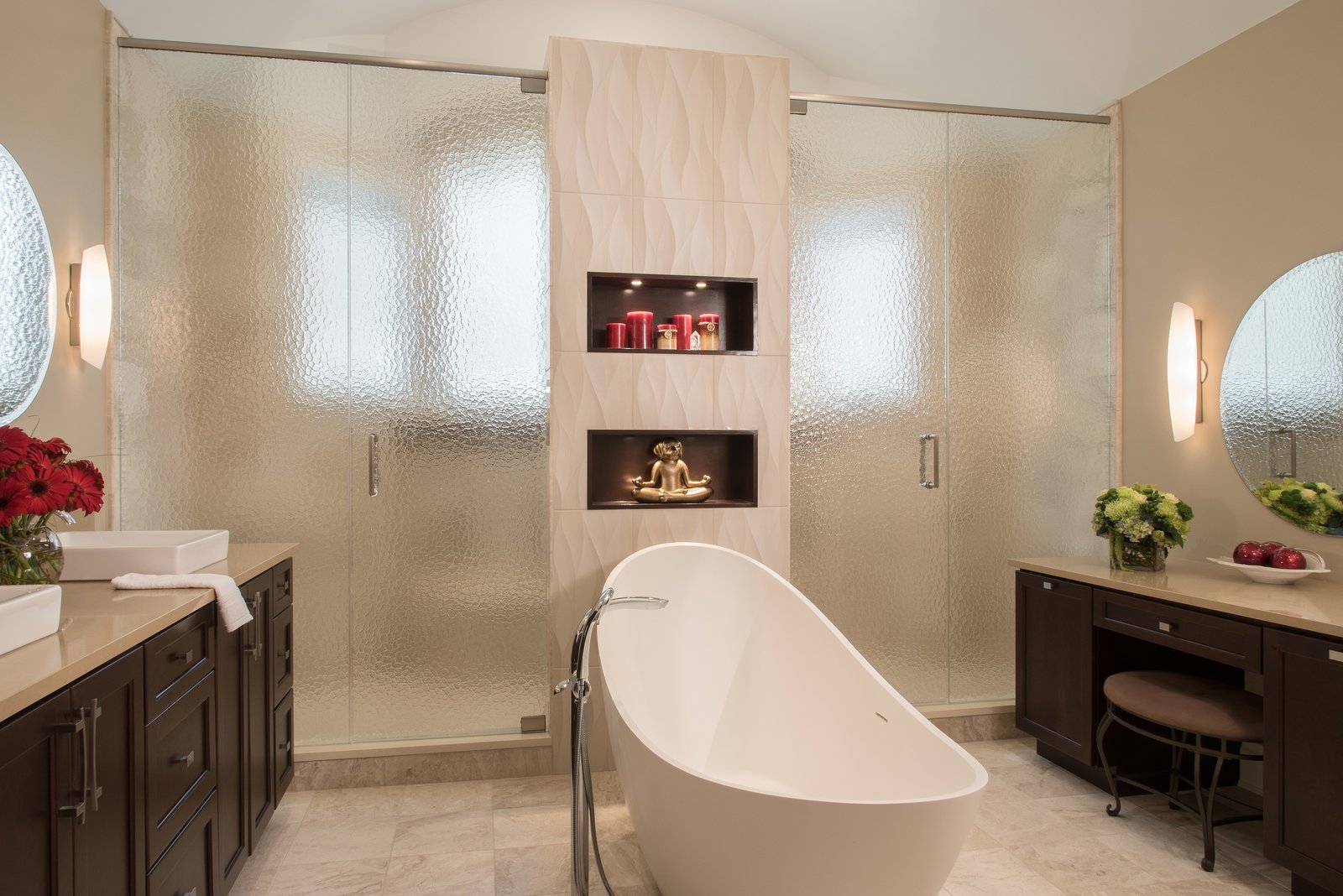 Master Bath (5 Photos) - Dwell