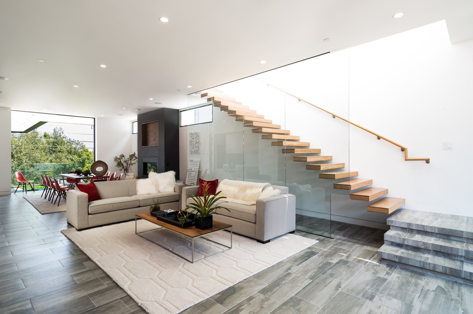 Photo 5 of 12 in The Middle House by bryan winters, aia, ncarb - Dwell