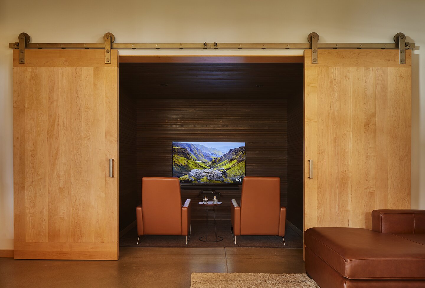 Photo 5 of 25 in Wing House by Studio Zerbey Architecture + Interiors ...