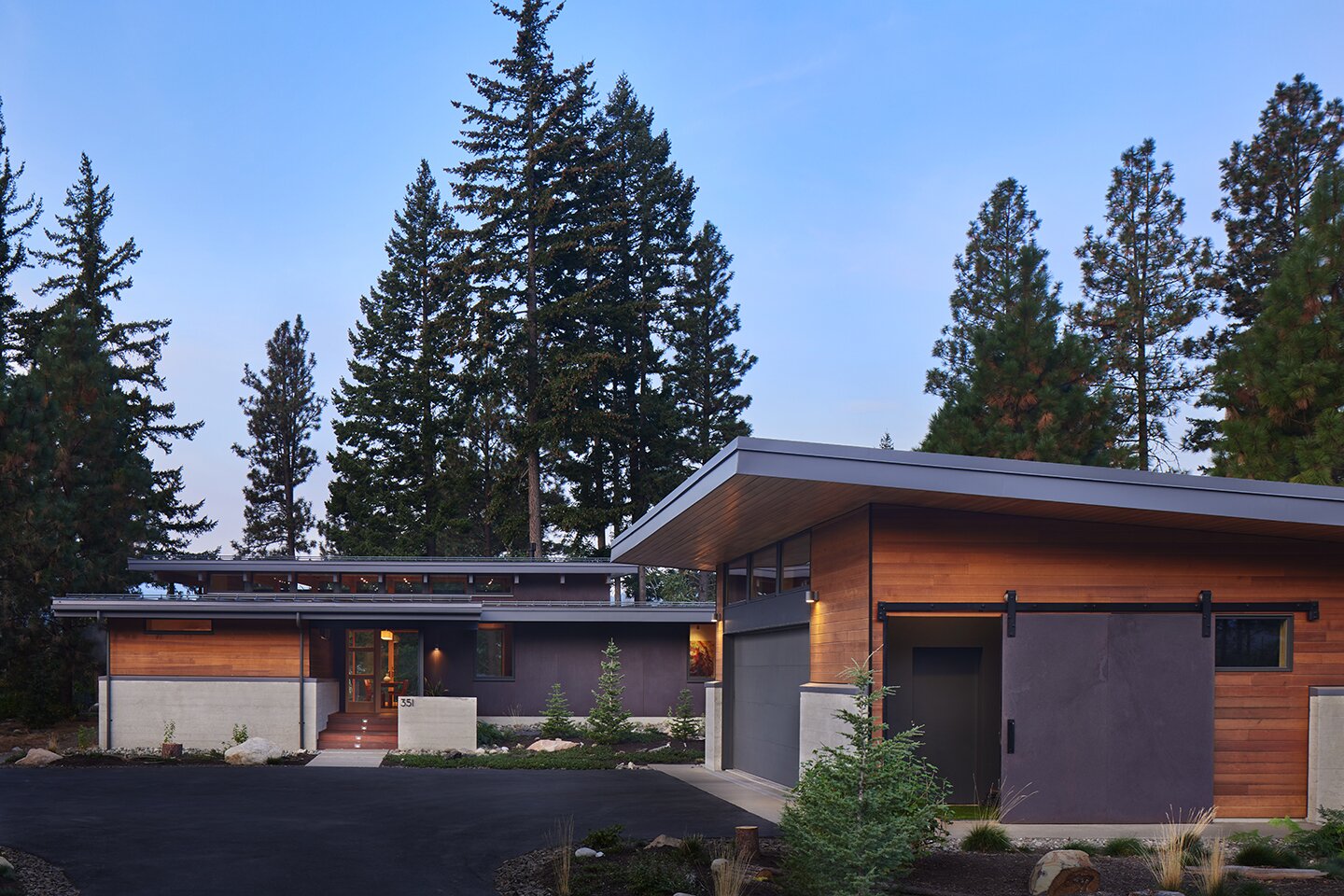 Photo 7 of 25 in Wing House by Studio Zerbey Architecture + Interiors ...