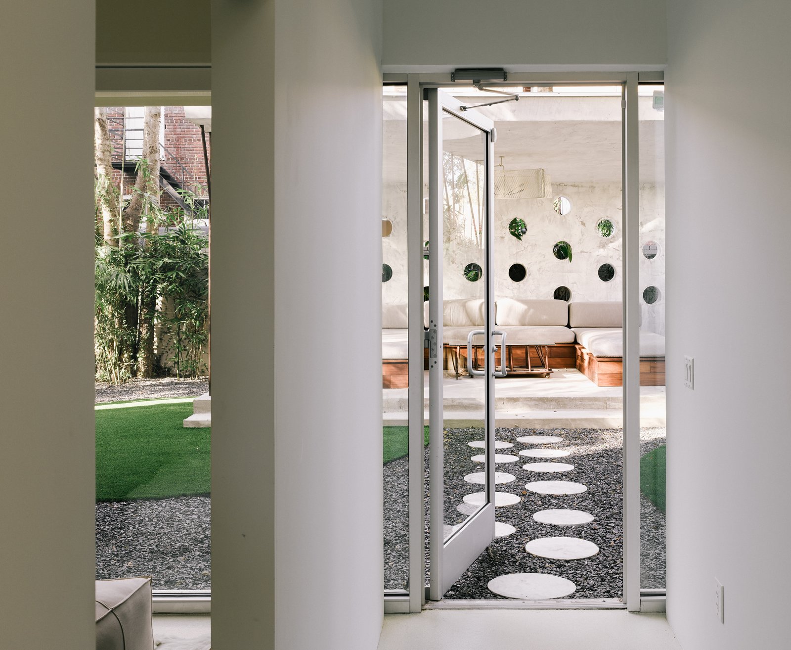 Photo 20 of 30 in Metamorphosis House by Kevan Hoertdoerfer Architects ...