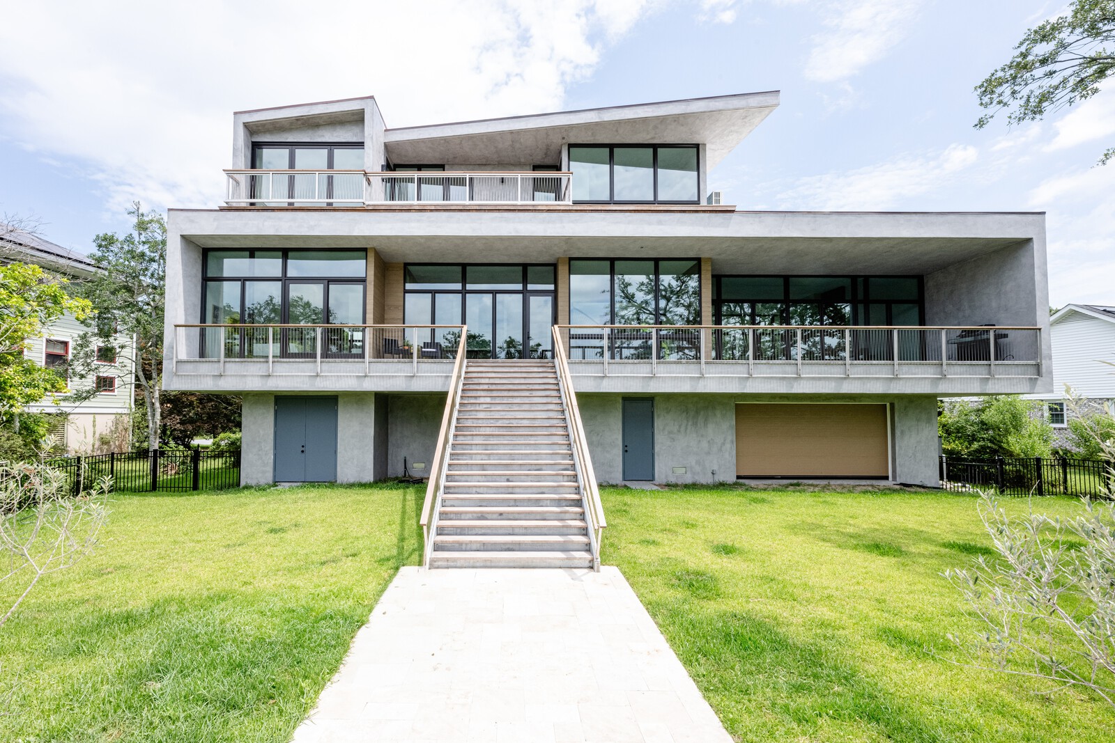 Photo 5 of 33 in HARP house by Kevan Hoertdoerfer Architects - Dwell
