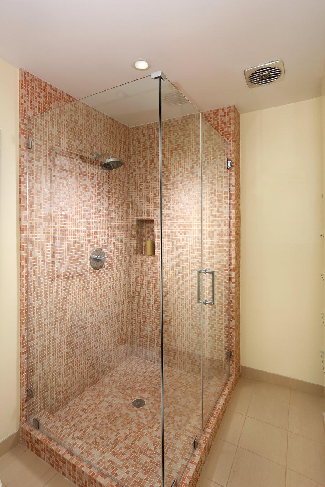 Photo 16 of 26 in The Bredda Family Modern by Cherryl Weaver - Dwell