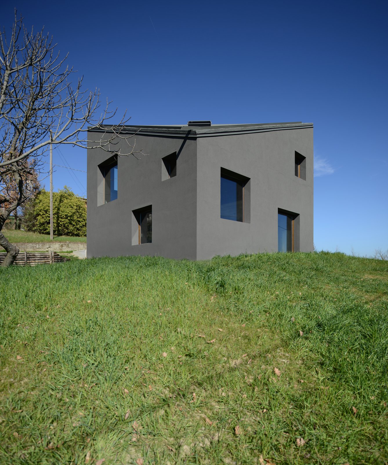 Photo 1 of 11 in A Concrete Hideaway in the Italian Countryside - Dwell