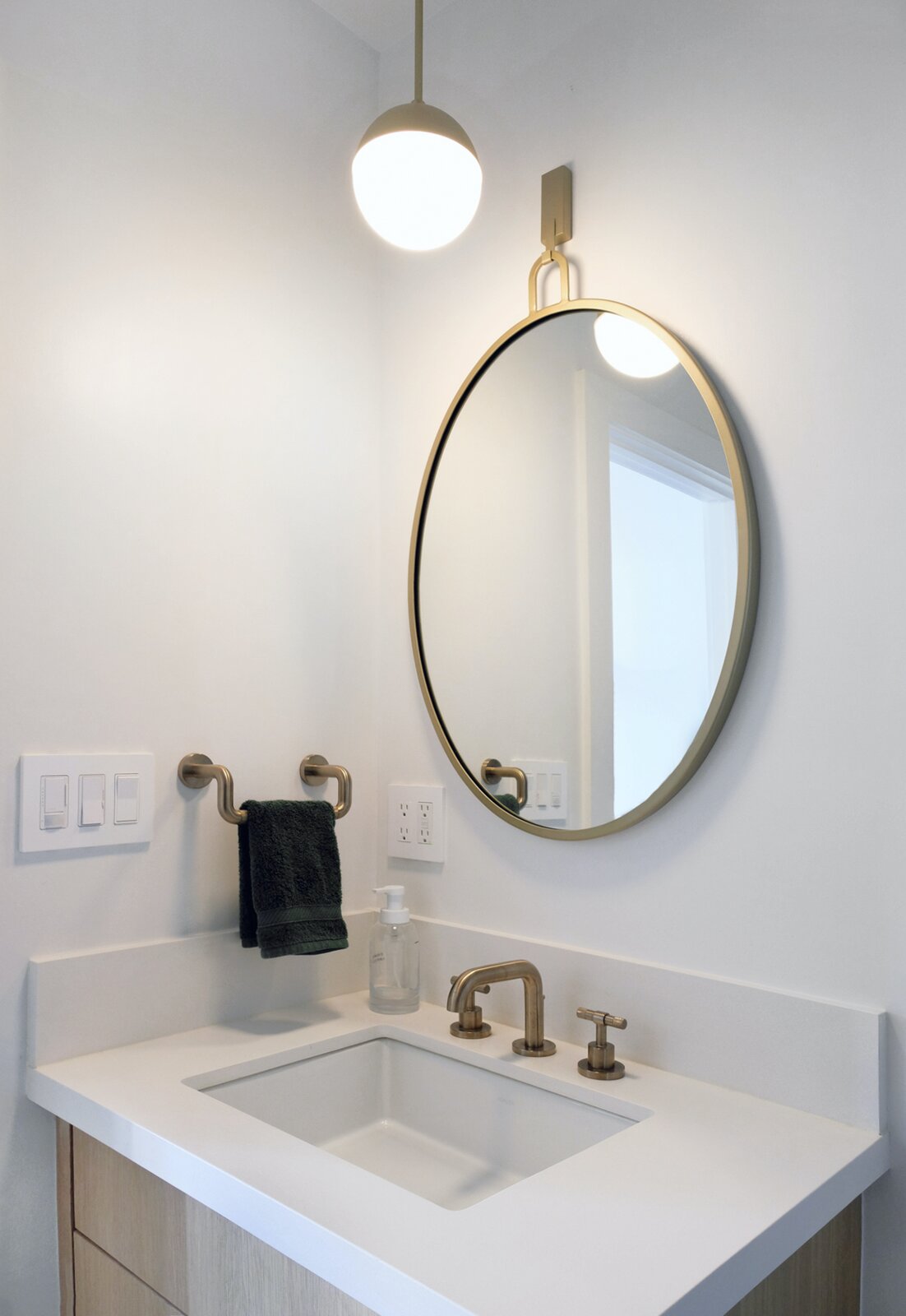 Photo 3 of 9 in Noe Fresh by SF Design Build - Dwell