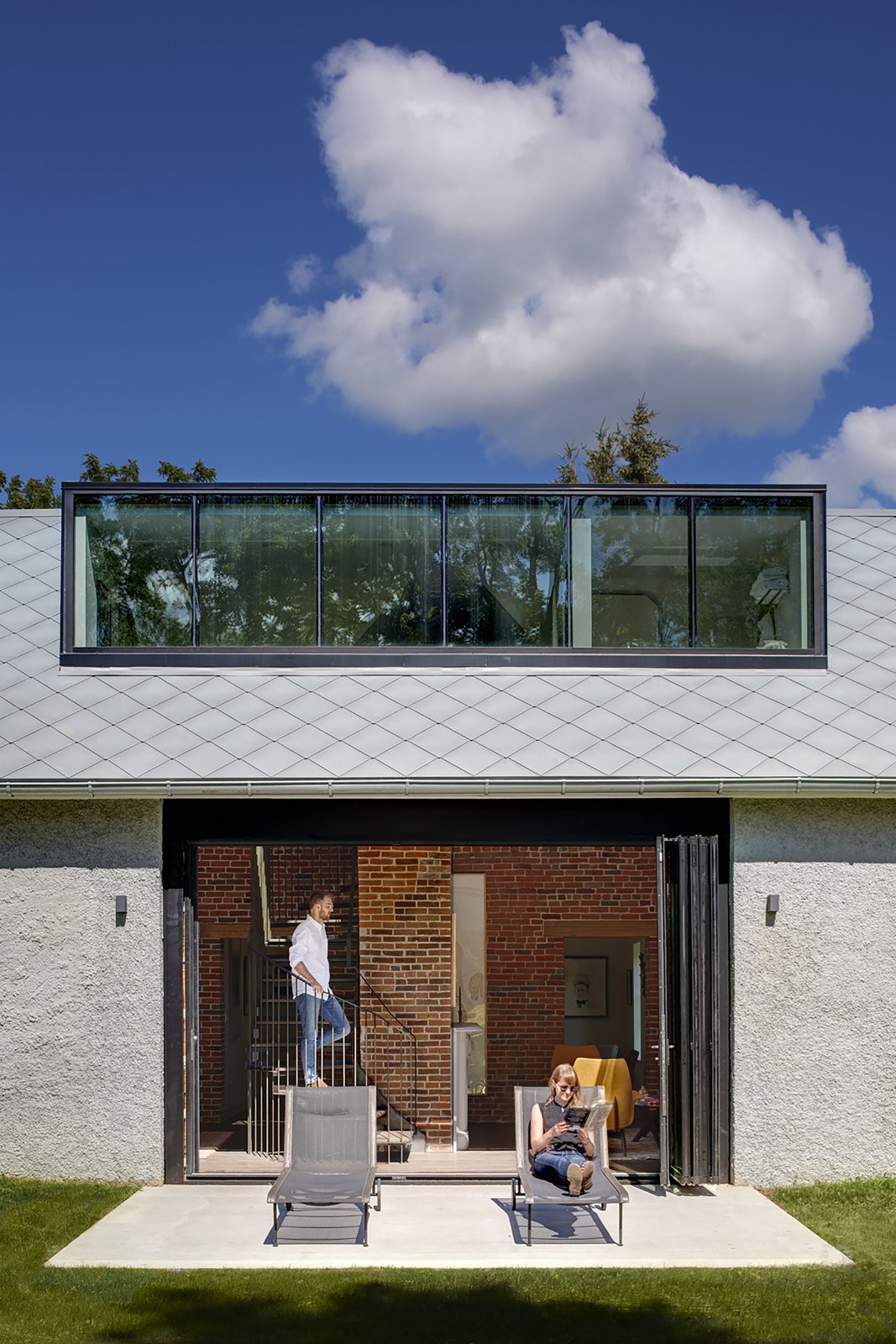 Photo 10 of 13 in An 1850s Farmhouse in Iowa City Gets a Modern ...