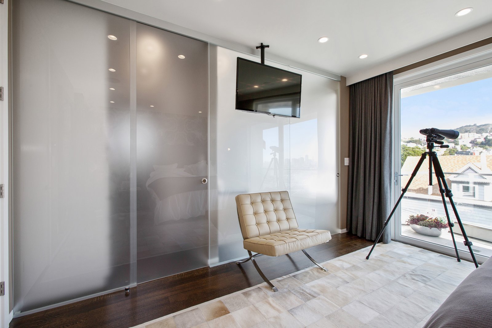 Photo 4 of 14 in LEED Platinum House in SF by DNM Architecture - Dwell