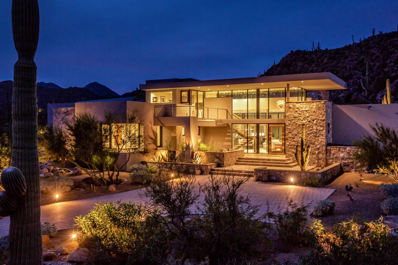 Photo 1 of 15 in Modern "Ship" Spec Home by Robinette Architects, Inc ...