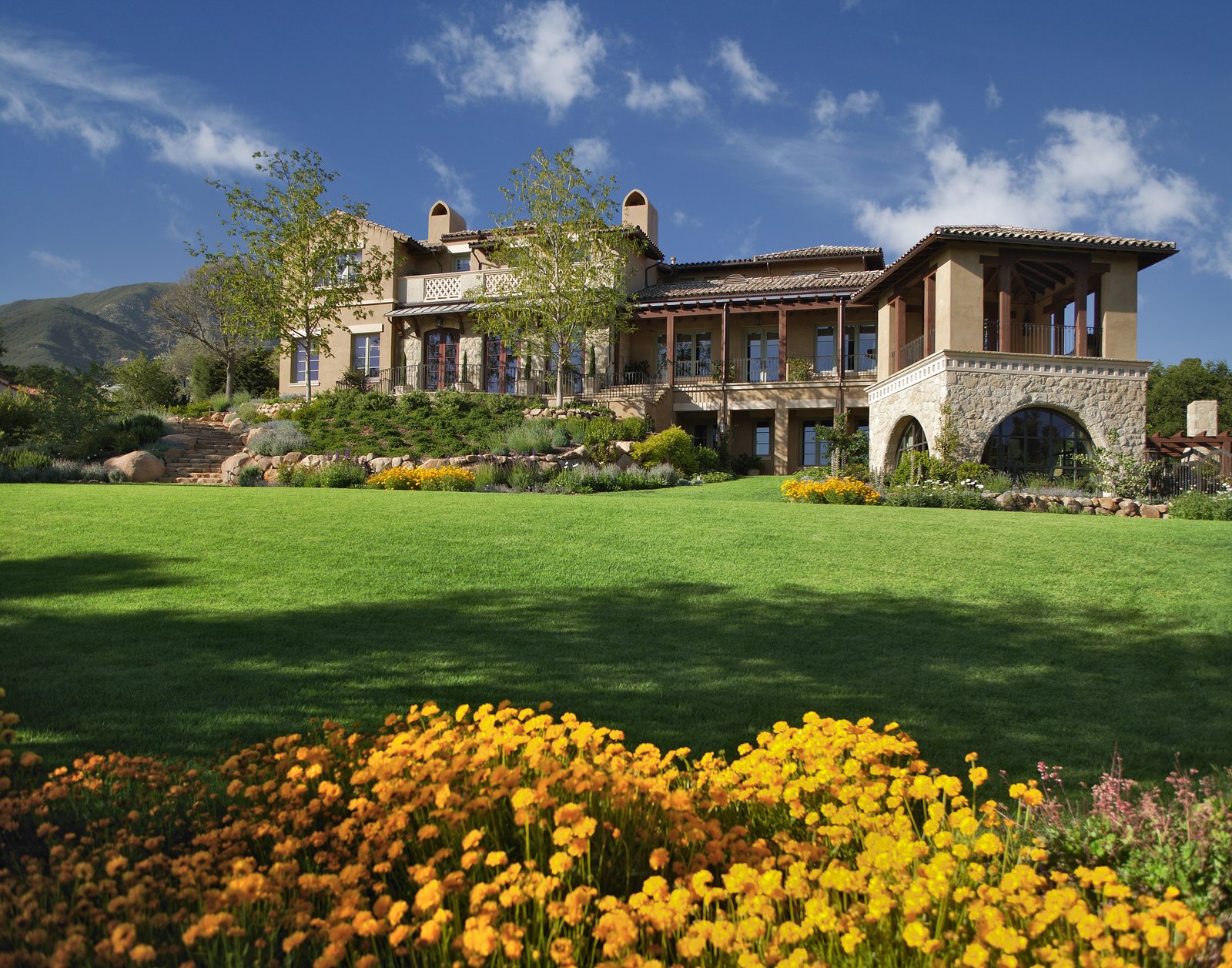 Photo 17 of 19 in Mediterranean in the Montecito Hills by Giffin ...
