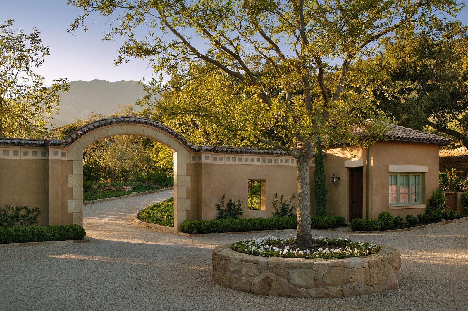 Photo 4 of 19 in Mediterranean in the Montecito Hills by Giffin & Crane ...