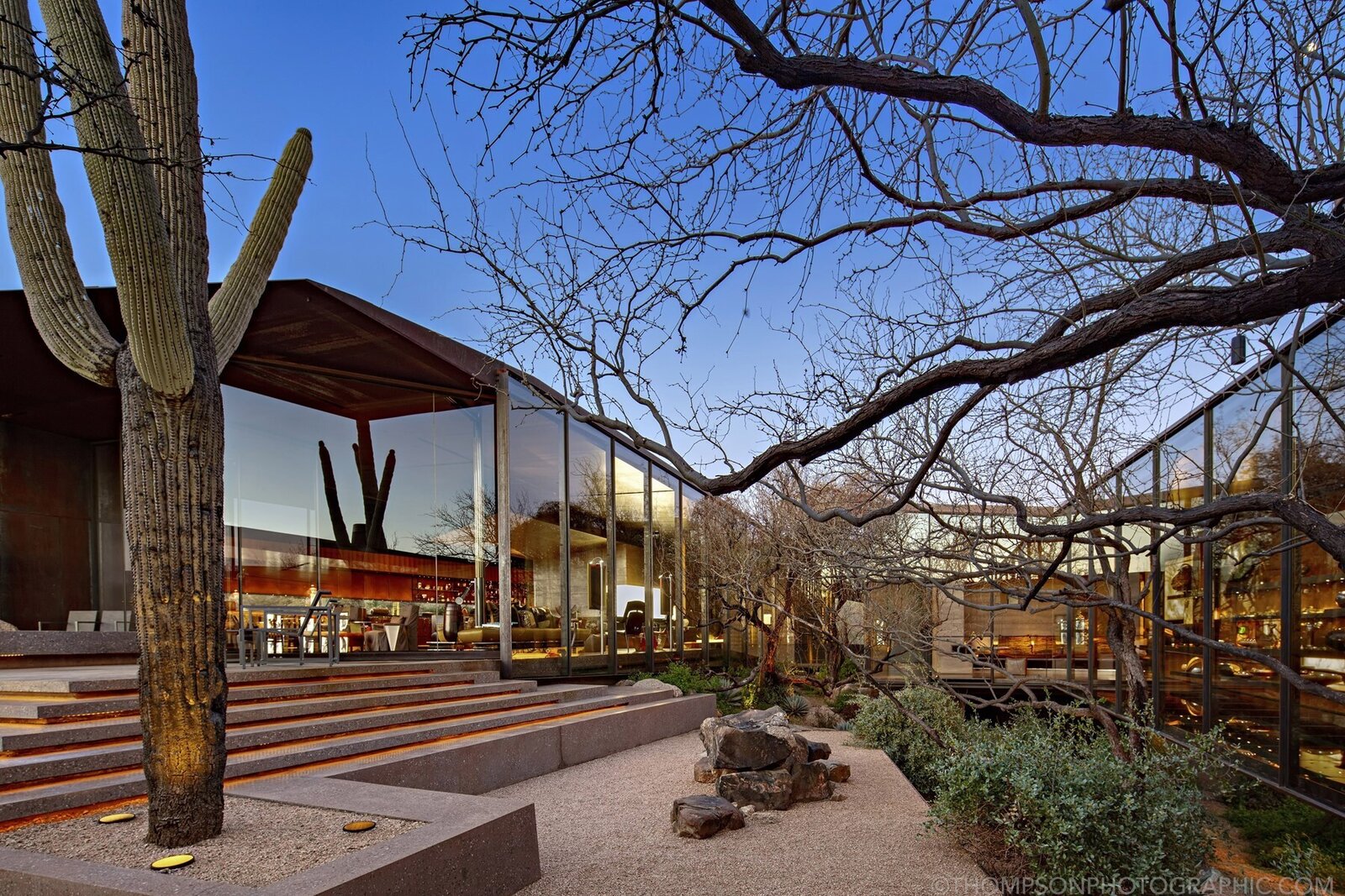 Photo 6 of 16 in A Desert Sanctuary in Scottsdale Lists for the First ...