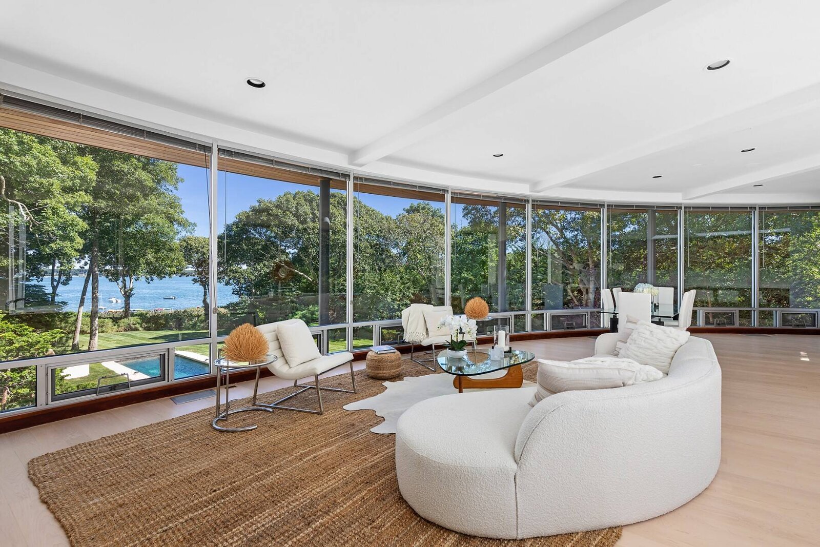 Photo 3 of 12 in A $5.9M East Hampton Home Embraces Waterfront Living ...