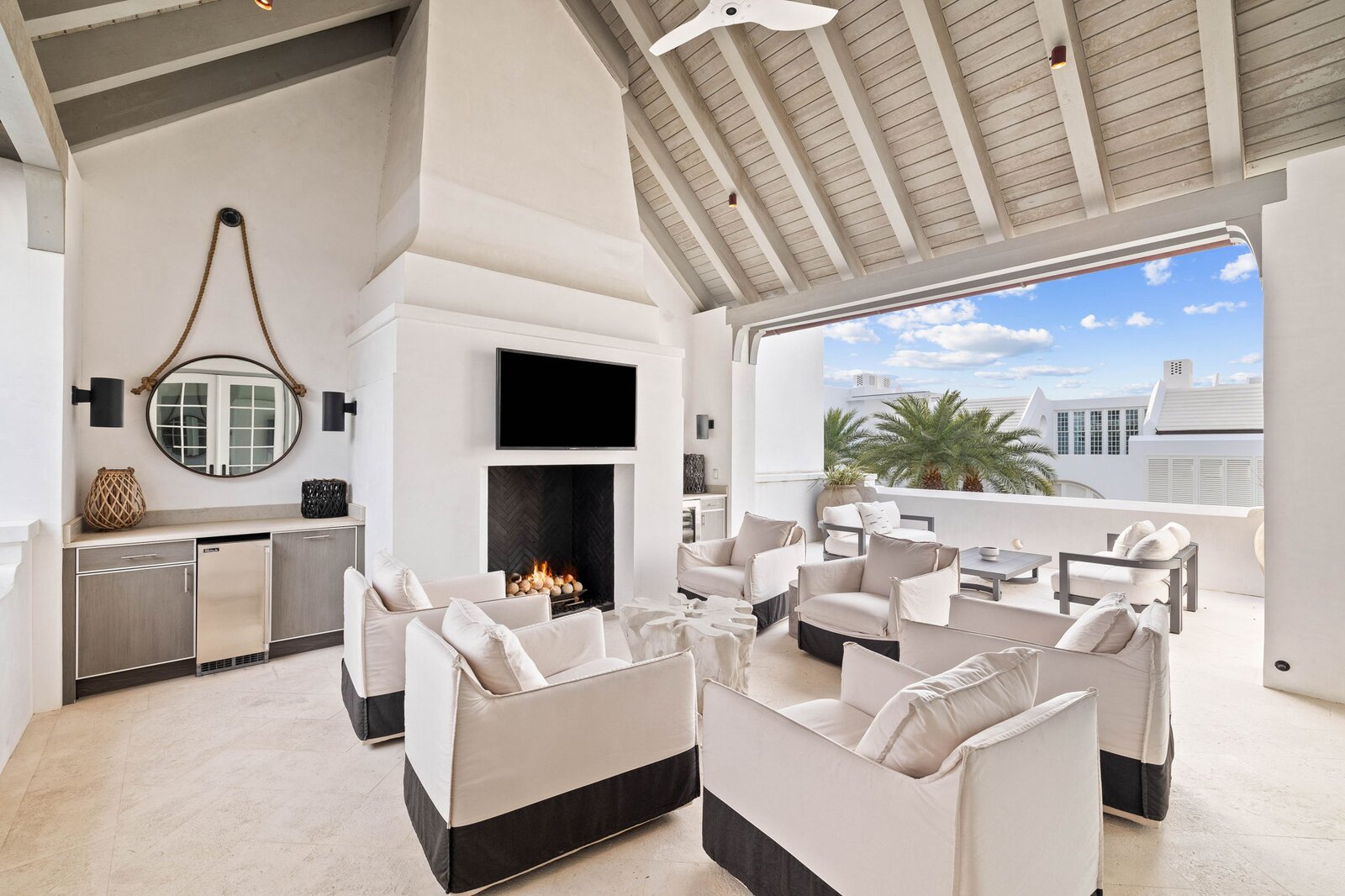 Photo 8 of 8 in This Stunning Alys Beach Home for Sale Could Easily Be Mistaken for Mykonos - Dwell