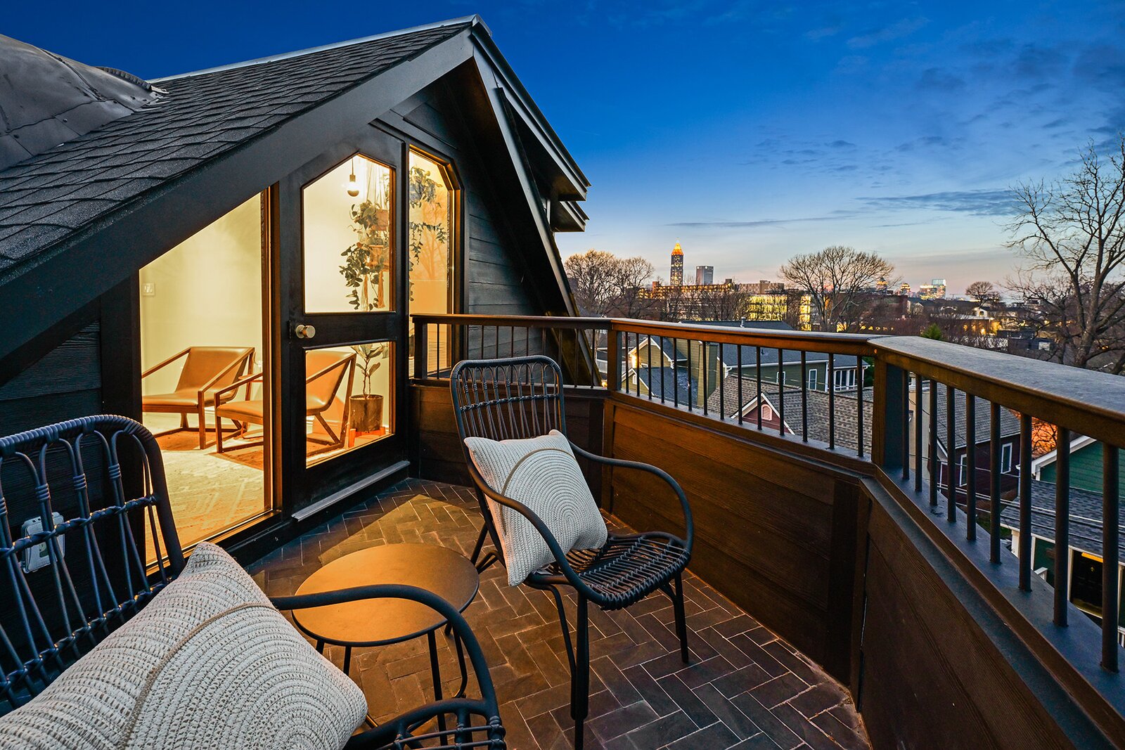 Photo 8 of 13 in In Atlanta, an Incomparable Victorian Gothic Home Asks ...