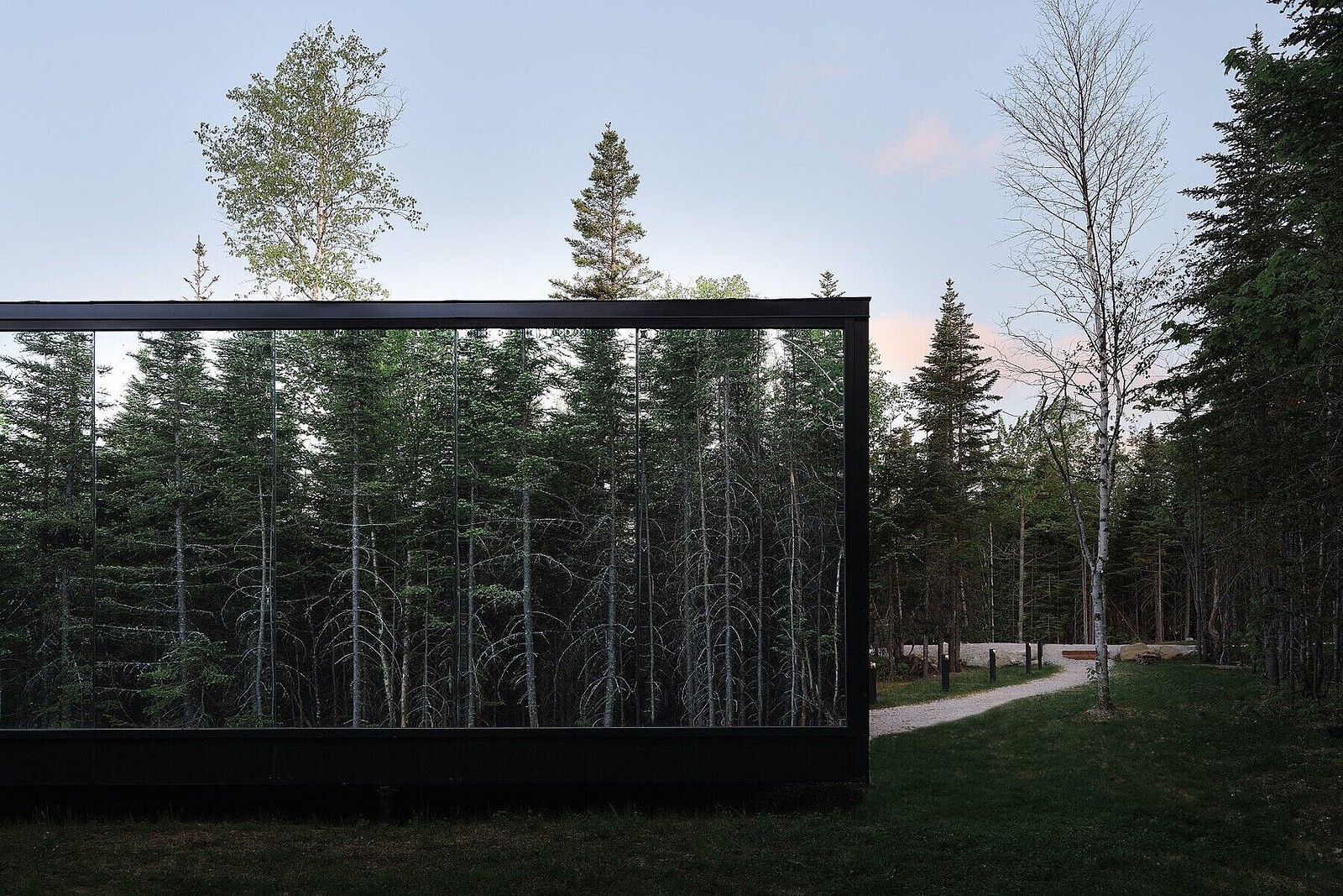 Photo 2 of 8 in An Ambitious Home-Mirror Concept in Quebec Seeks $859K ...