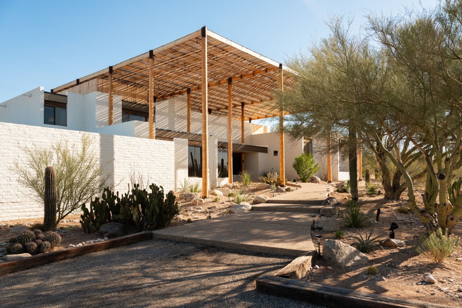 Photo 4 of 8 in Judith Chafee’s Famed Ramada House Asks $2.9M - Dwell