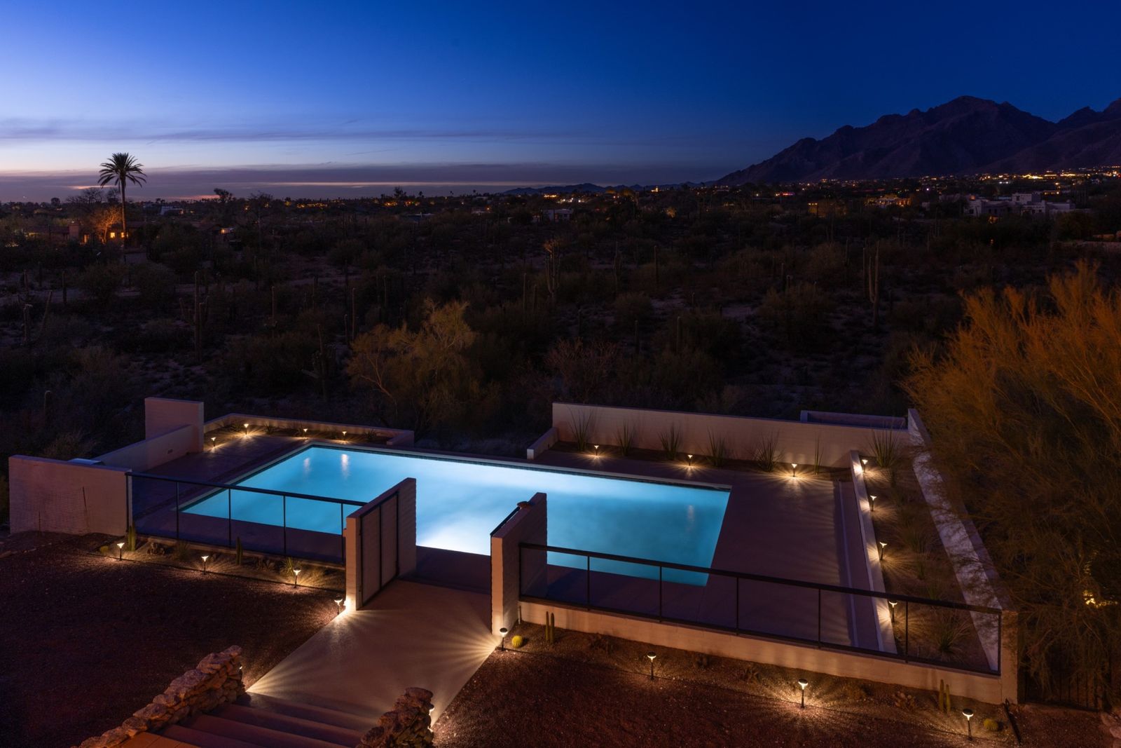 Photo 8 of 8 in Judith Chafee’s Famed Ramada House Asks $2.9M - Dwell