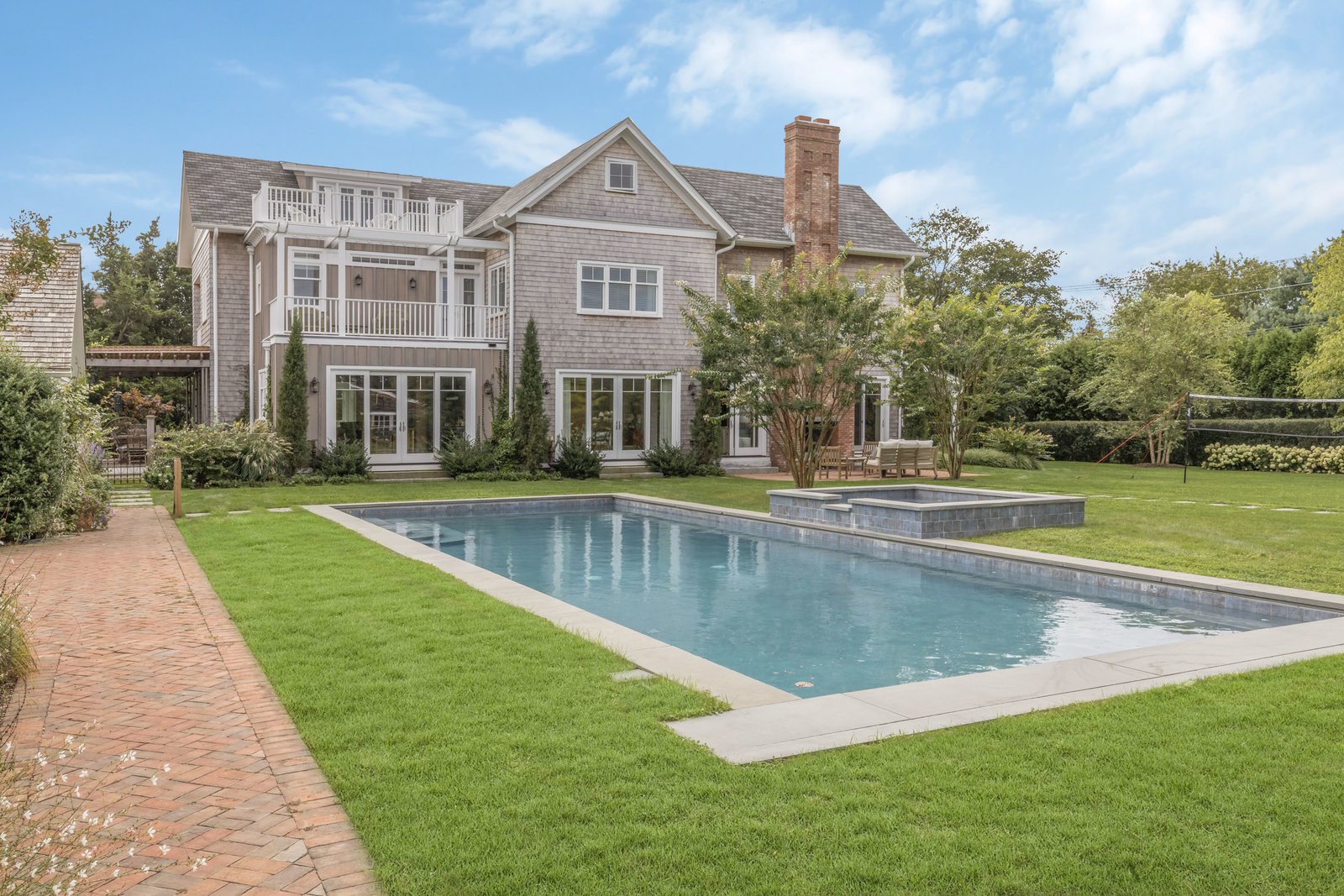 Photo 12 of 13 in Modern Hamptons Farmhouse by Stacey Tepper - Dwell