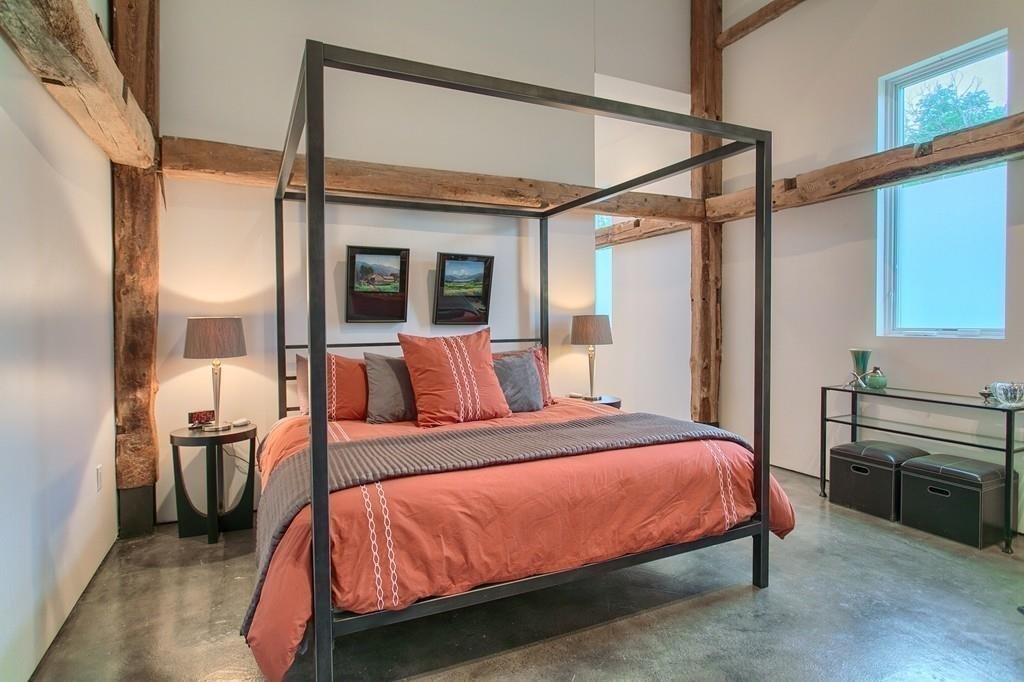 Photo 5 of 8 in 1870's Dairy Barn Home Conversion by Mike Zarella - Dwell