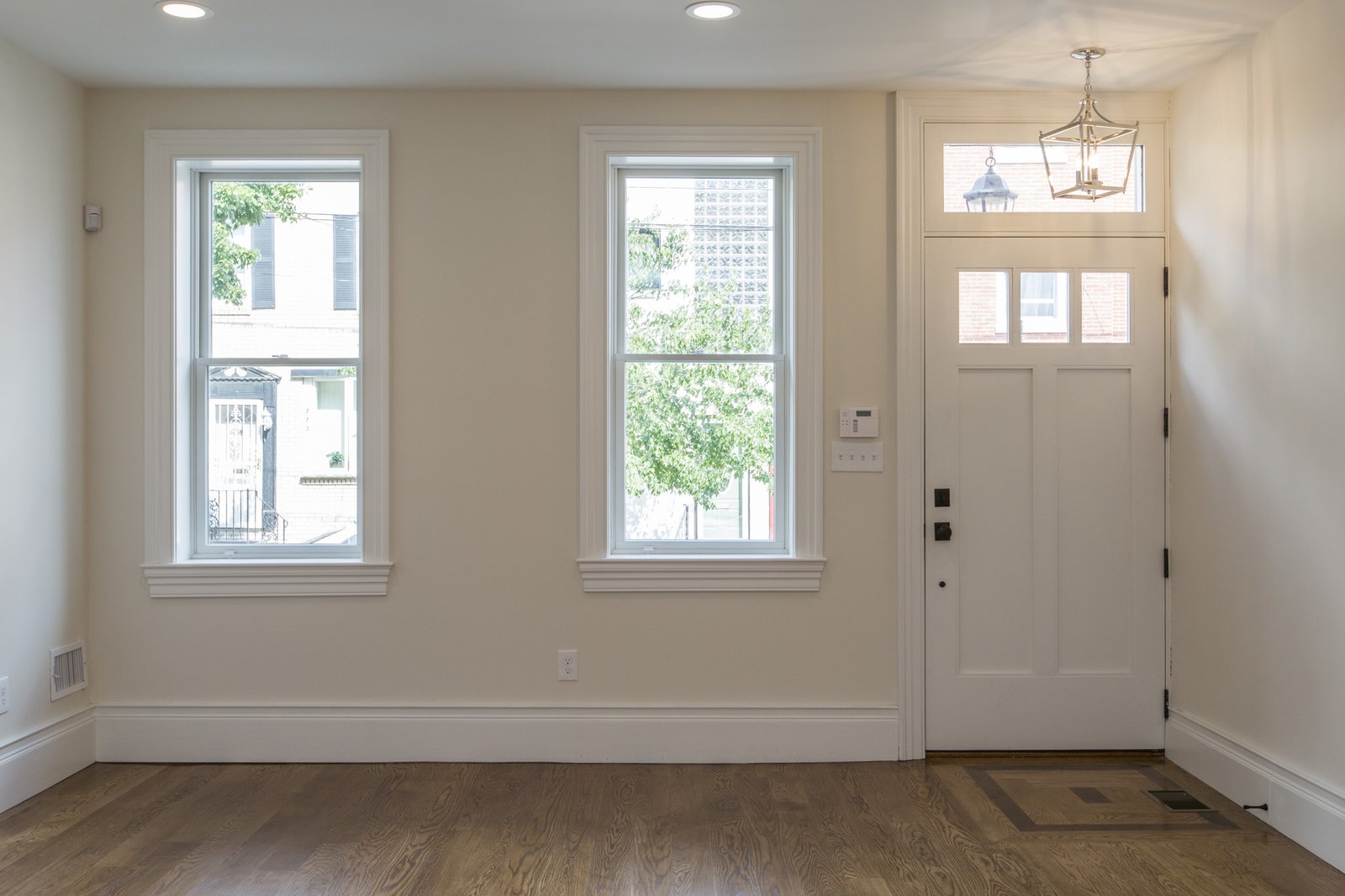 Photo 6 of 12 in Fairmount Colonial Restoration by Leon Aksman - Dwell