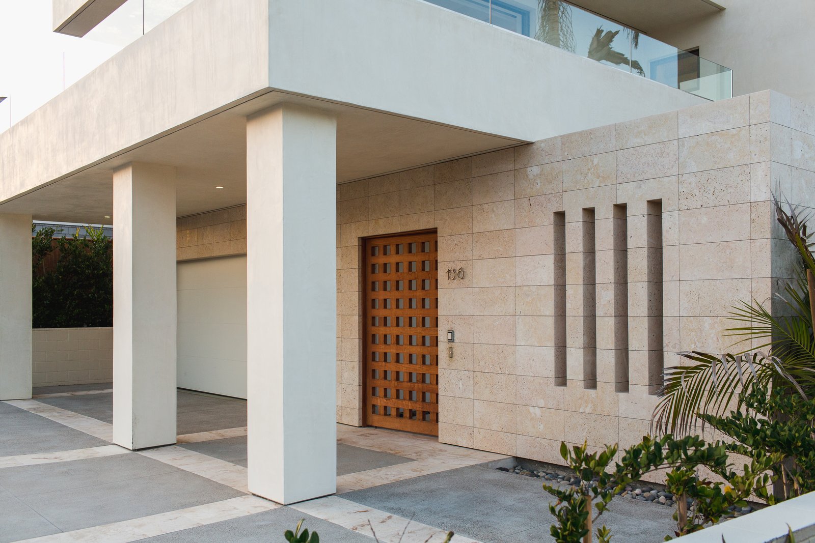 Photo 6 of 10 in Del Mar Custom Home by Stephen Dalton Architects - Dwell