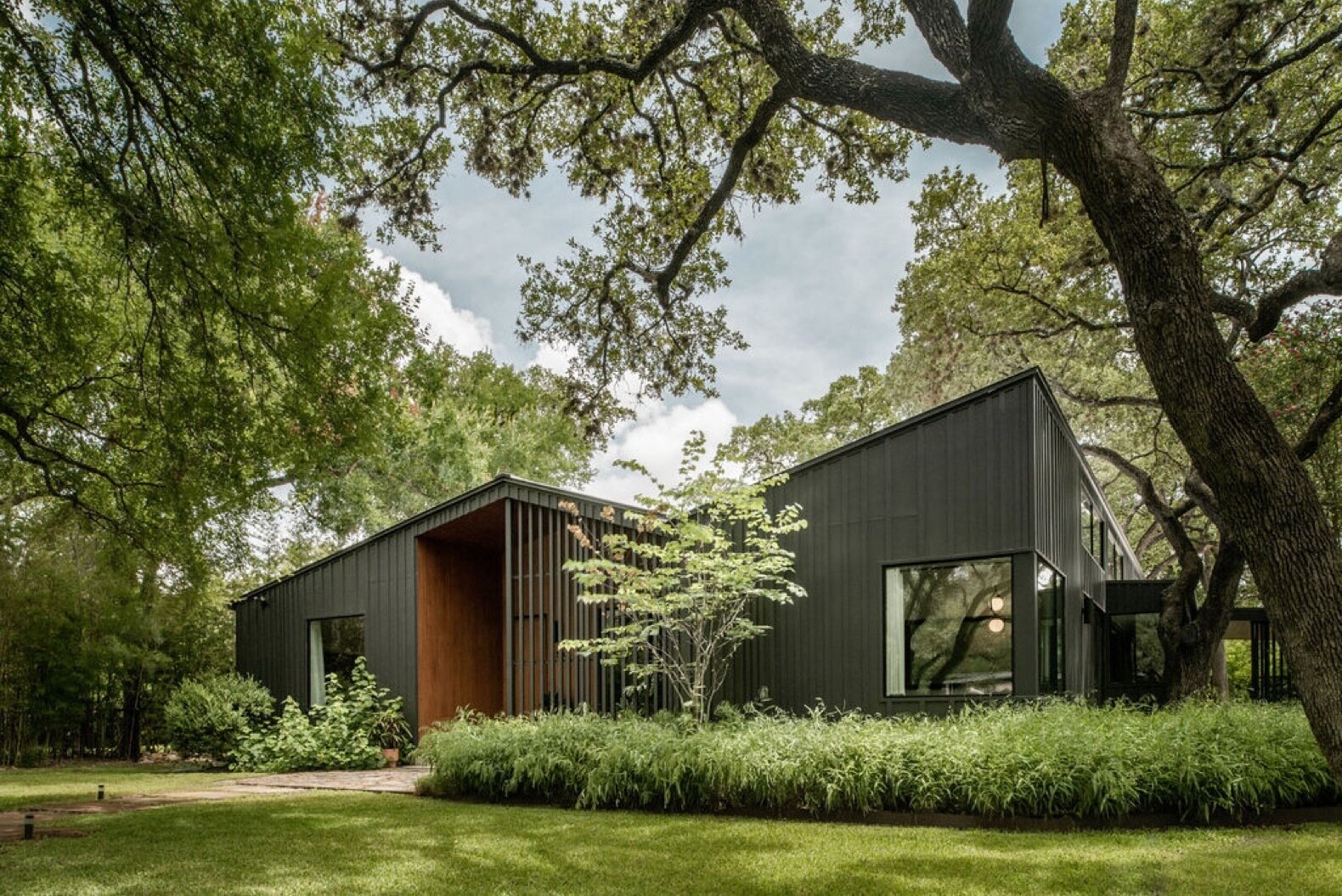 Photo 5 of 9 in 9 Stunning New Homes in Austin Will Open Their Doors ...