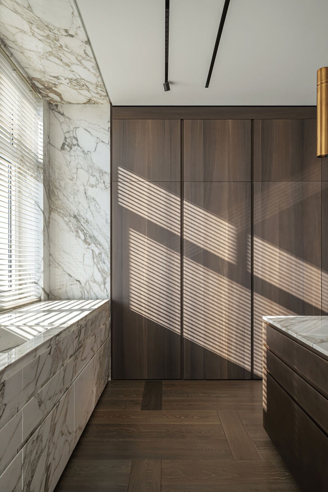 Photo 17 of 31 in Grand Apartment by YODEZEEN by YODEZEEN - Dwell