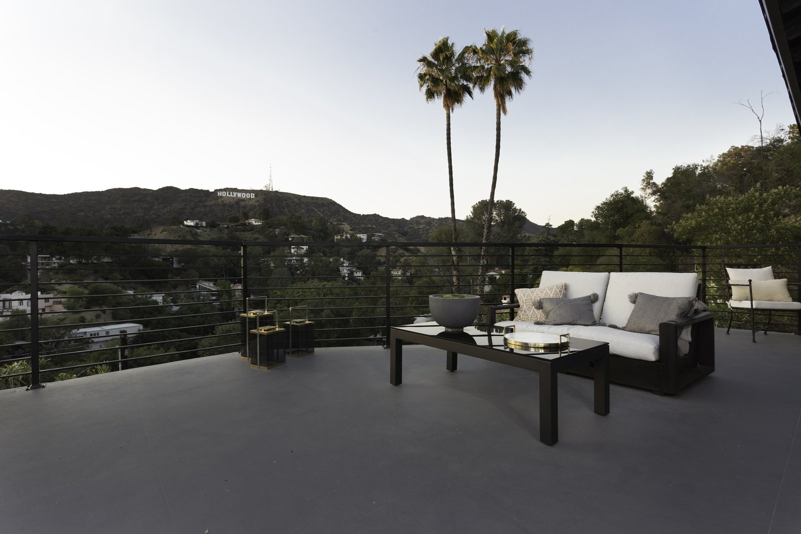 Photo 6 of 7 in Breathtaking Views of the Hollywood Sign by KASE REAL ...