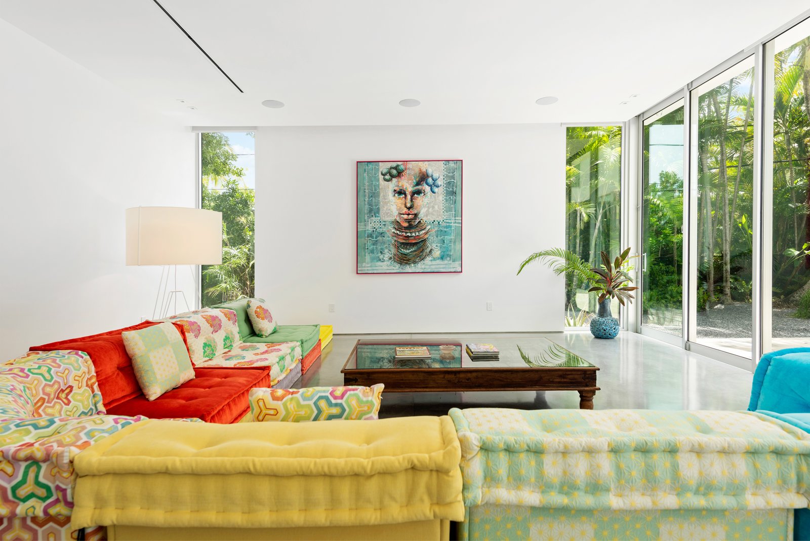 Photo 8 of 32 in The Gallery House, A Modern Masterpiece in Coconut ...