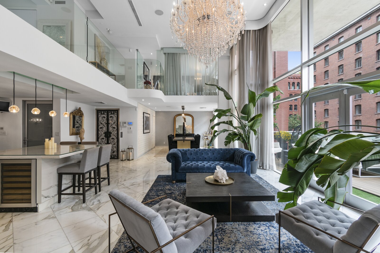 Stunning Duplex in the Ultra-Contemporary Glass Condominium Comes to ...