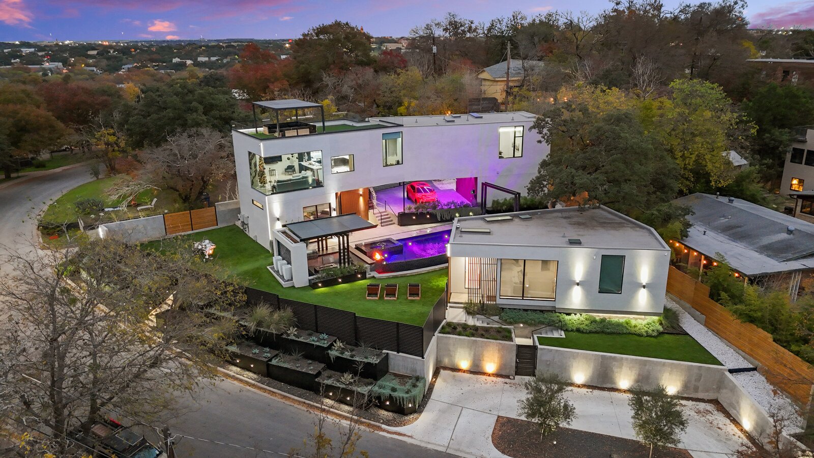 Photo 7 of 9 in Entertainment Abounds in this Austin, Texas Custom ...