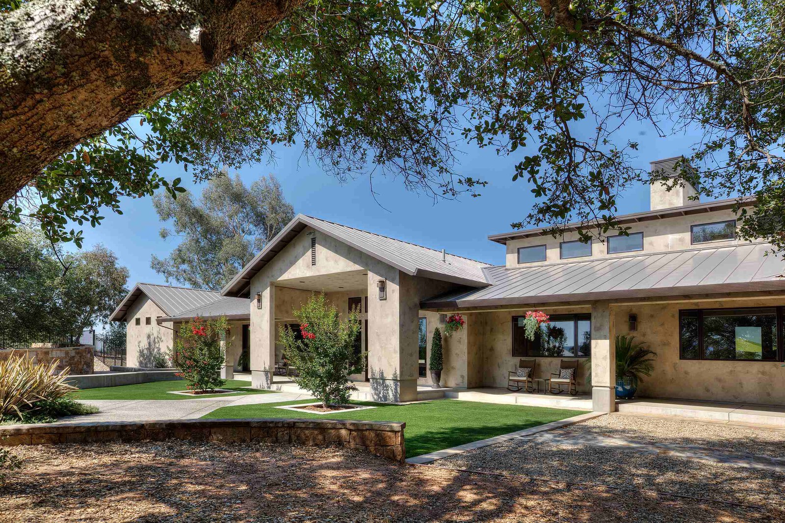 project 100 (8 Photos) - Dwell