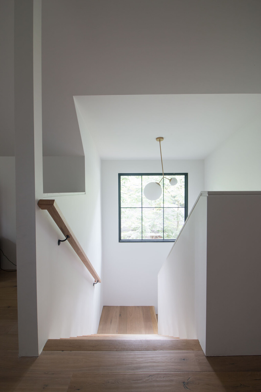 Photo 17 of 36 in blom 14 by BLOM Design Studio - Dwell