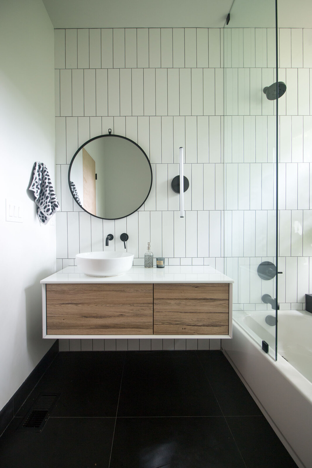 Photo 18 of 36 in blom 14 by BLOM Design Studio - Dwell