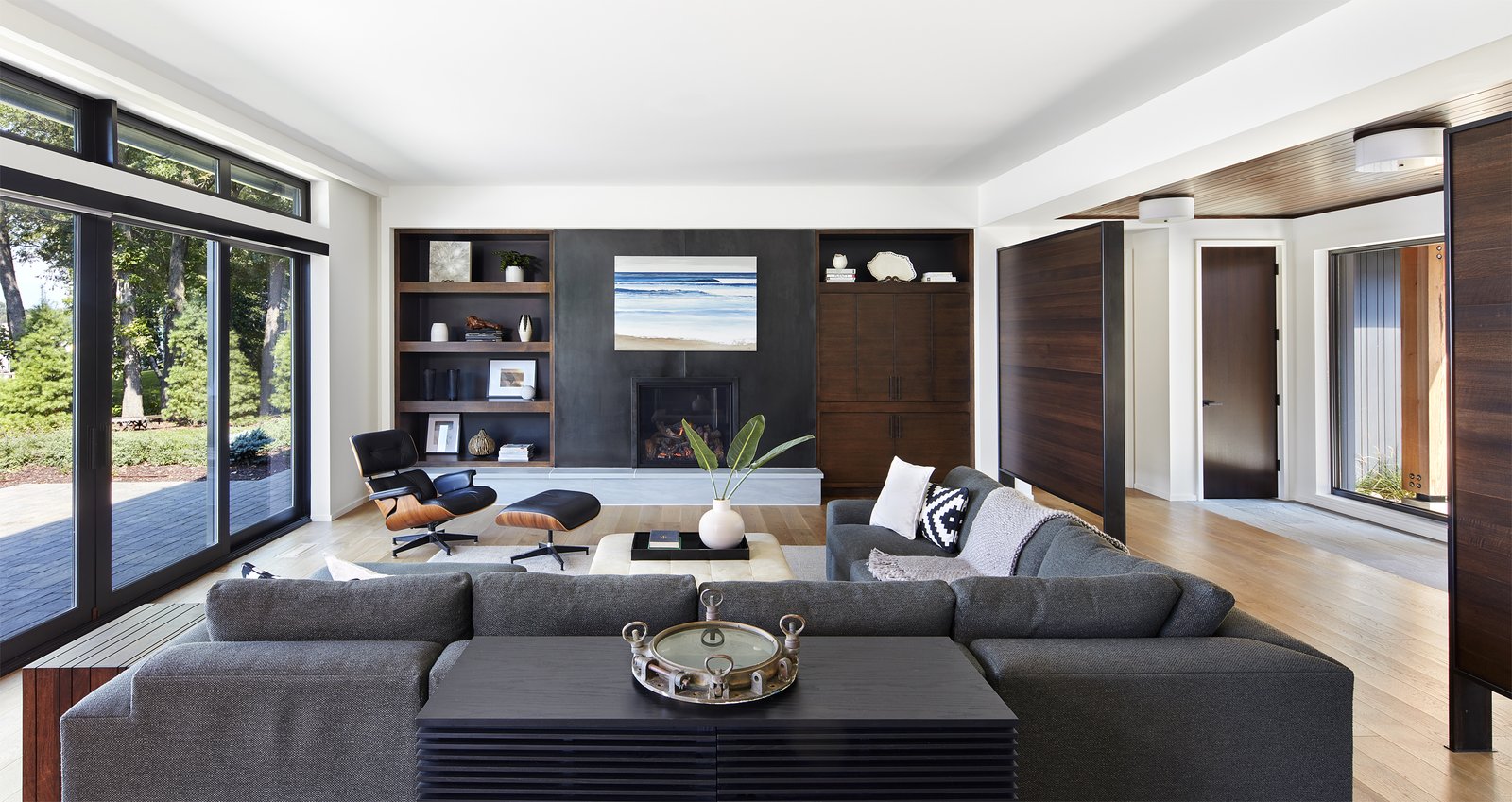 Photo 12 of 14 in Modern Salt Box by Charlie & Co Design - Dwell