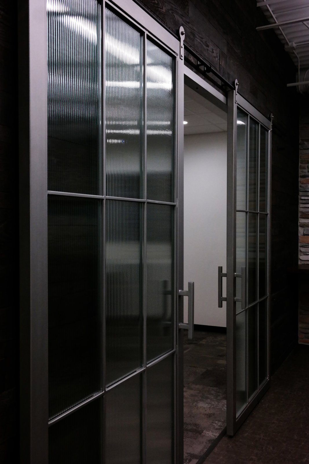 Photo 7 of 13 in Conference Room Walls, Doors, Tables by Gear Grove - Dwell