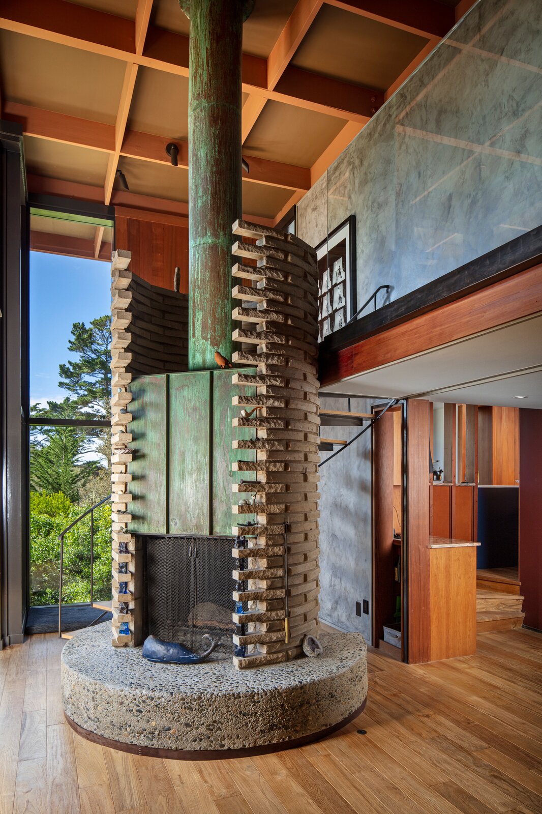Photo 10 of 10 in Henry Hill House by Rick Pharaoh - Dwell