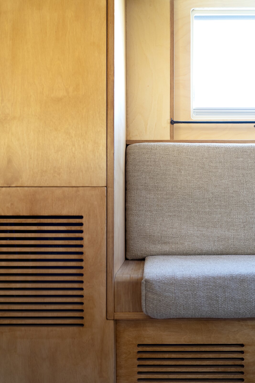 Photo 10 of 20 in Nomadic Office by Atelier JMCA - Dwell