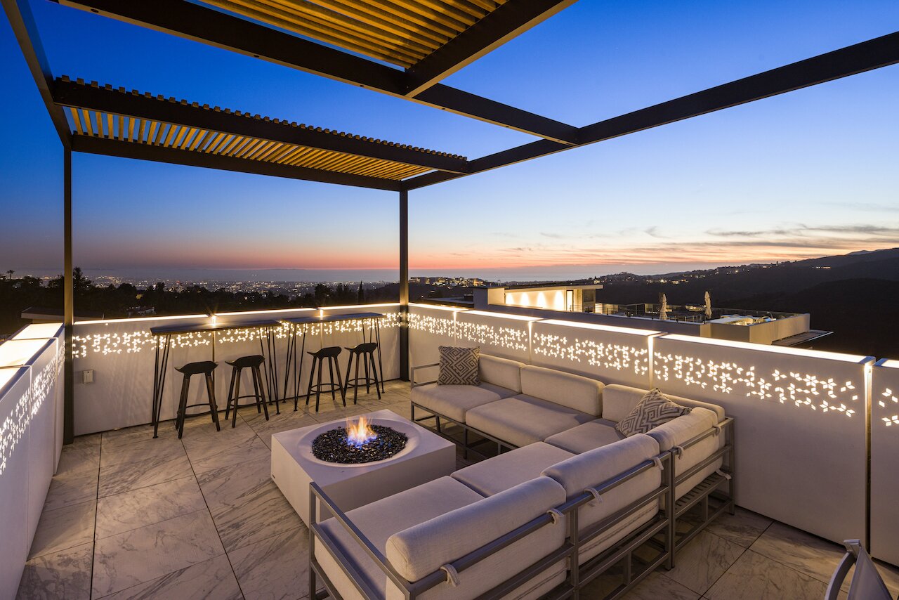 Photo 20 of 21 in The Linda Flora Residence by Mikka Johnson - Dwell