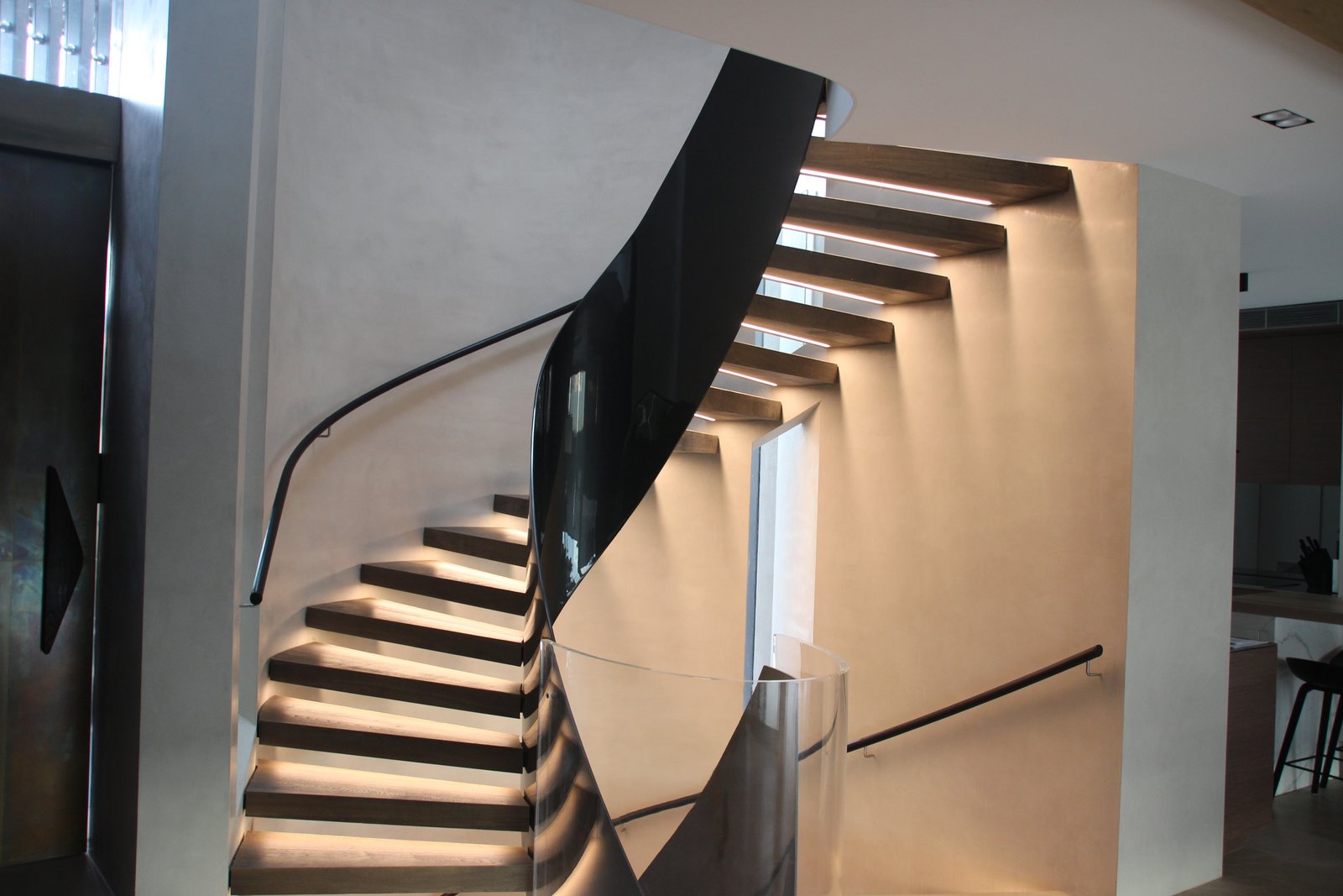 Photo 4 of 6 in Bespoke Stairs by JB Mc Aleese - Dwell