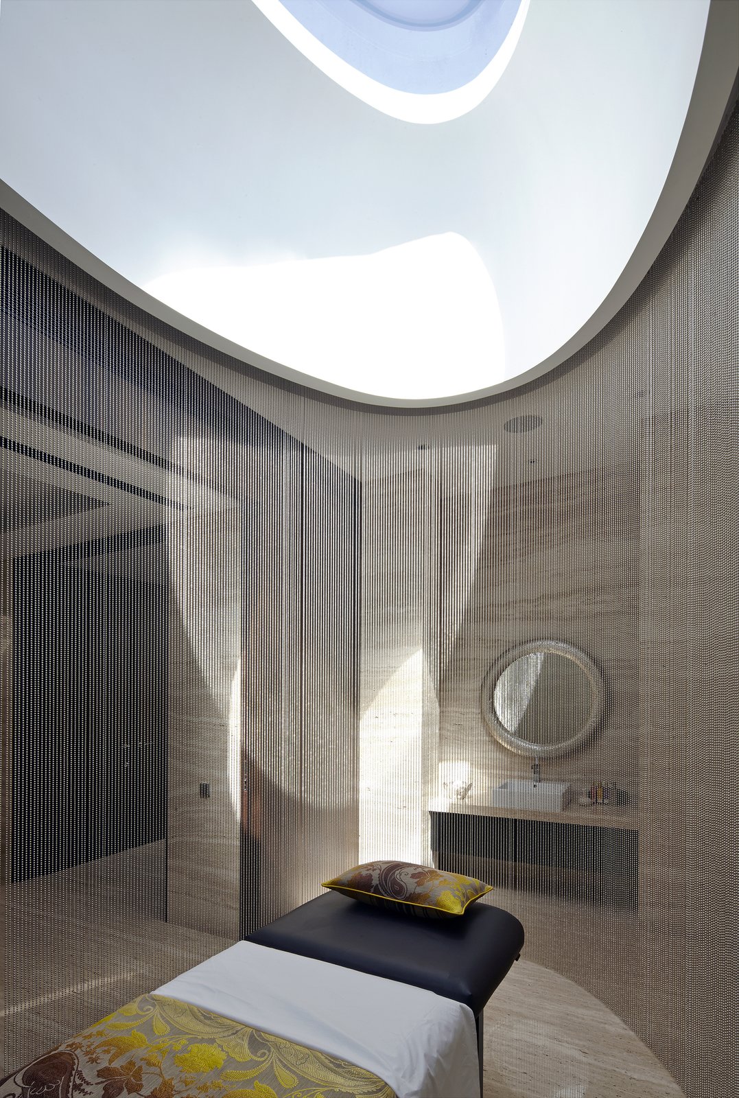 Photo 8 of 10 in MANDALA HOUSE by WOW Architects | Warner Wong Design ...