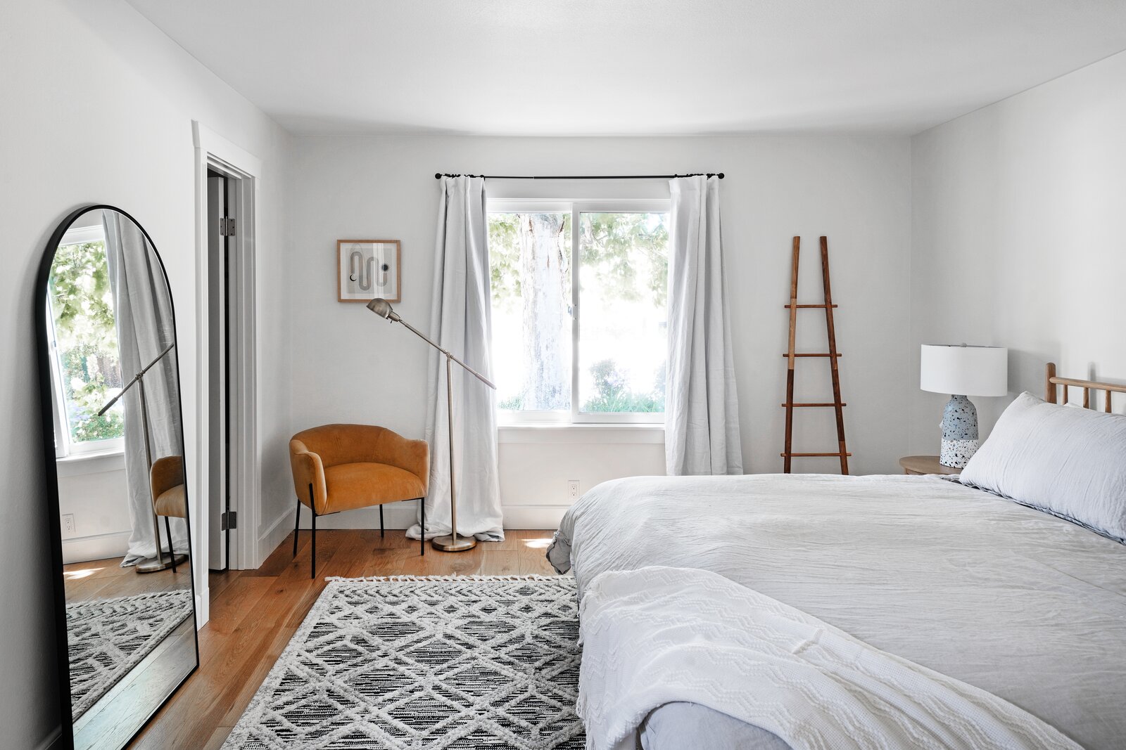 Photo 12 of 26 in SYCAMORE HOUSE by The Enchanted Collection - Dwell