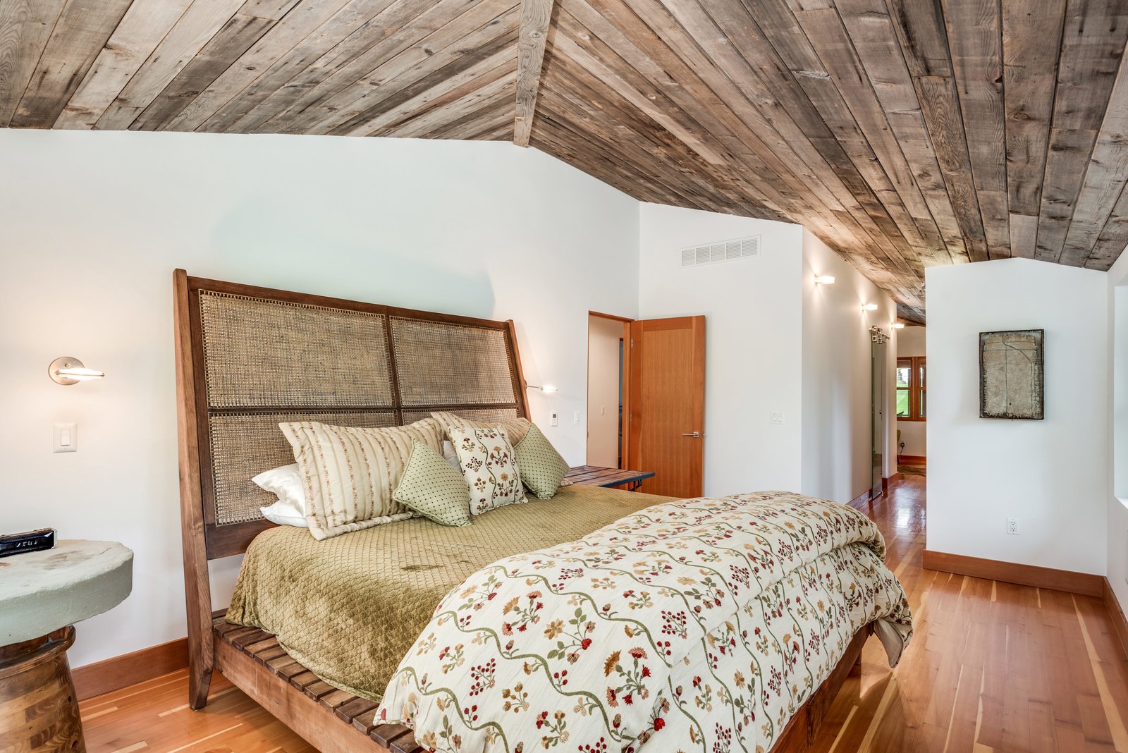 Photo 20 of 29 in The Shutter House by Signature Sotheby's - Dwell