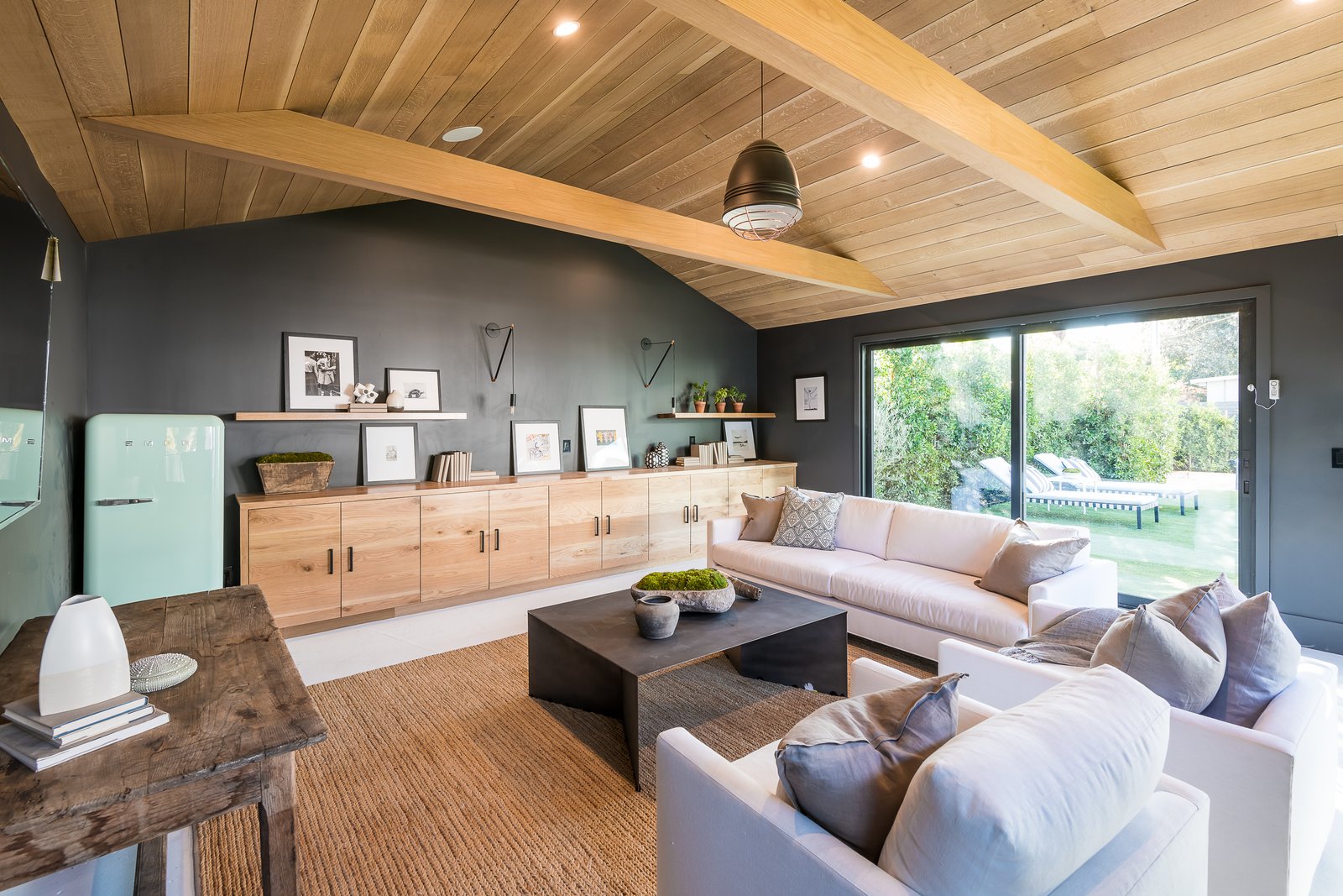 Photo 1 of 29 in Stunning Valley Village Traditional by The Dinsky Team ...