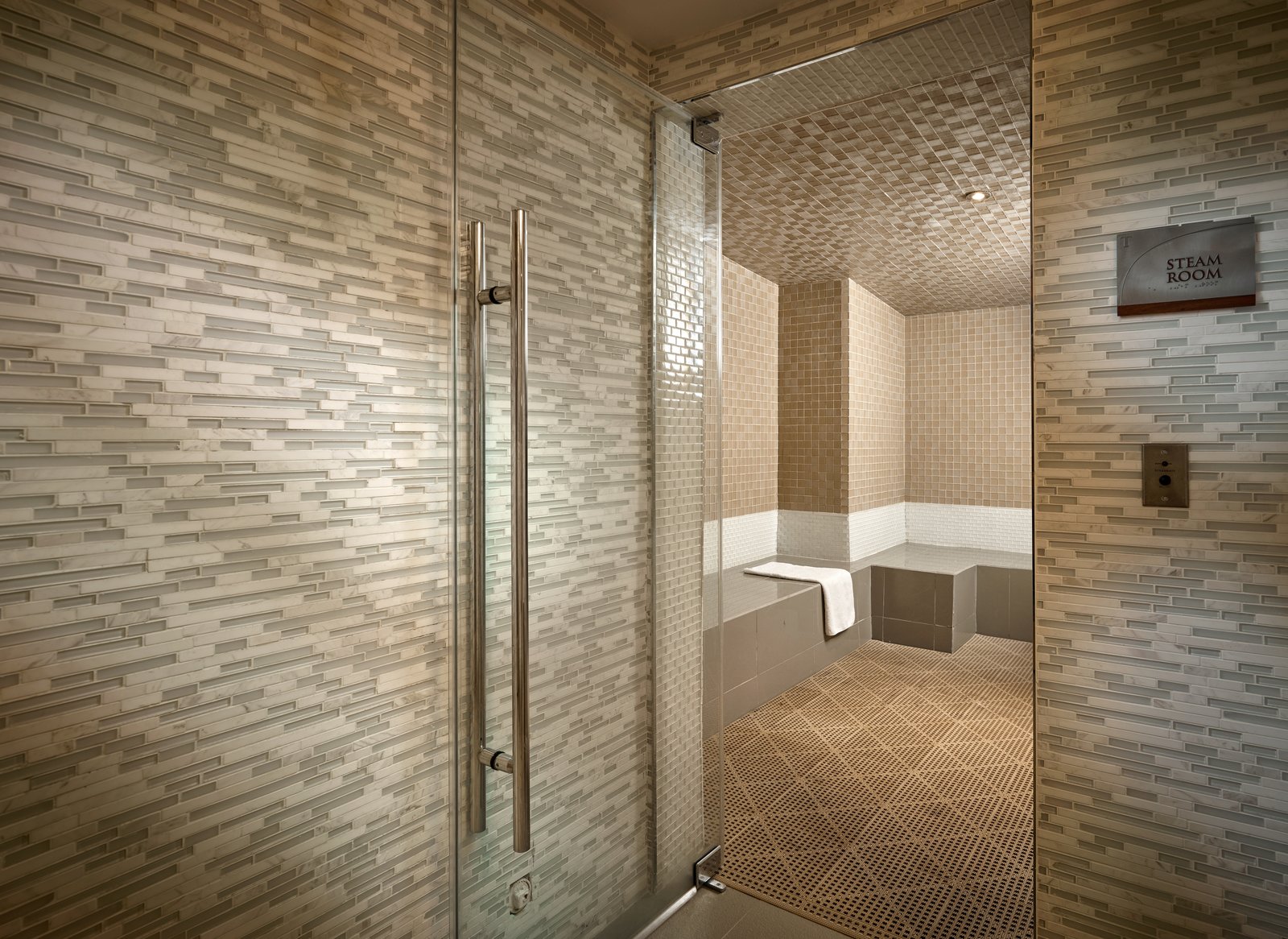 Photo 7 of 7 in TRUMP II by RS3 DESIGNS - Dwell