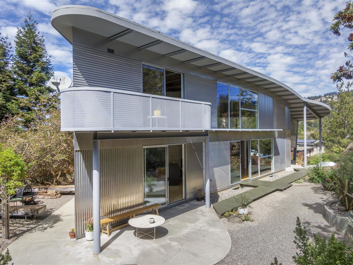 Photo 1 of 13 in Stanely Saitowitz "McLane-Looke House" - Artistry ...